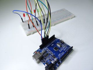 Arduino Projects: Asynchronous LEDs Blink - Tutorial45