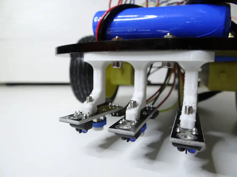 Here is How To Build A Line Follower Arduino Robot - Tutorial45